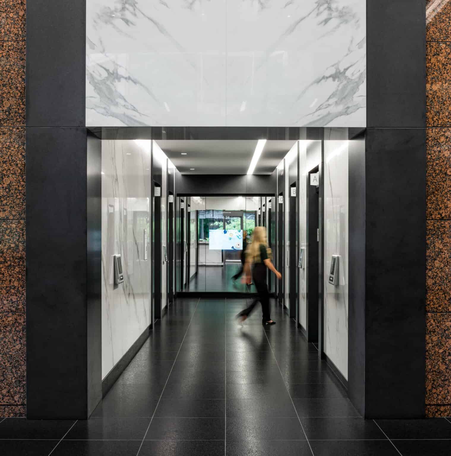 Manulife 1095 West Pender Lobby - SSDG Interiors Inc.